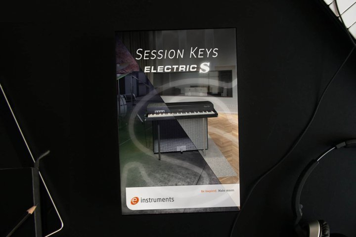 e-instruments Session Keys Electric S (KONTAKT) 1973复古手提箱电钢琴音源 - 腾龙工作室